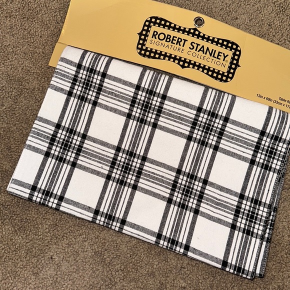 Robert Stanley | Accents | Robert Stanley Signature Collection Buffalo ...